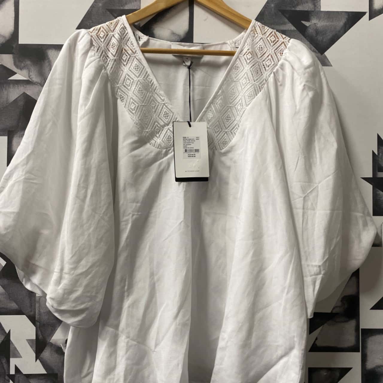 Witchery Womens Size 16 White linen blend top new (s)