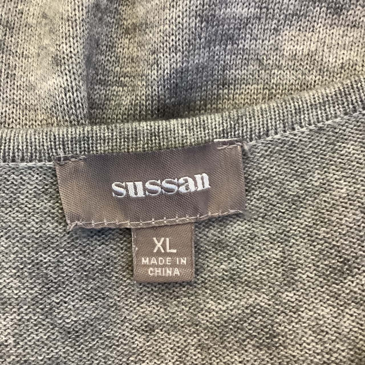 Sussan Womens Size L-XL Tassel Trim Jumper Grey(s)