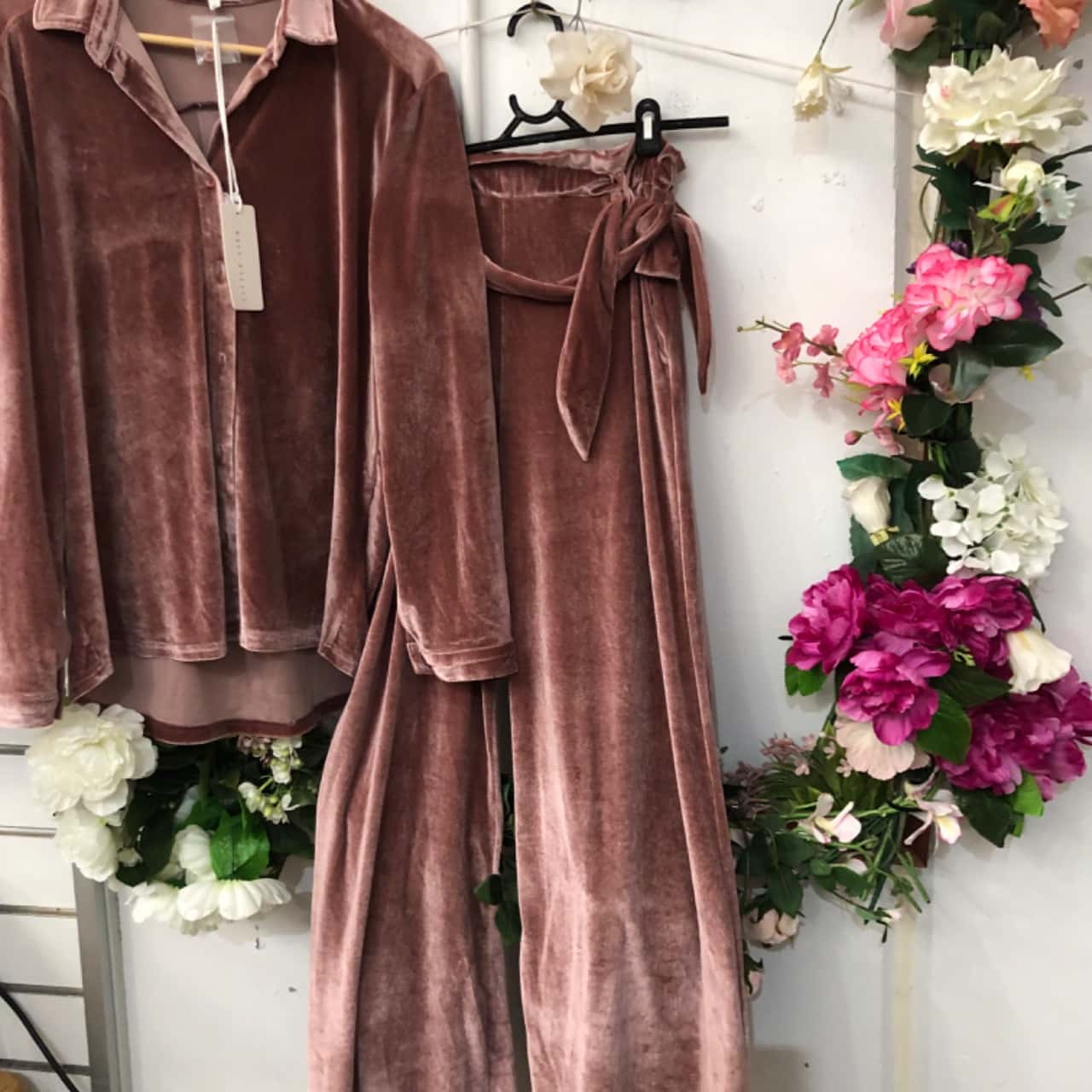 NWT Little Lies Size 8 Pink lounge set