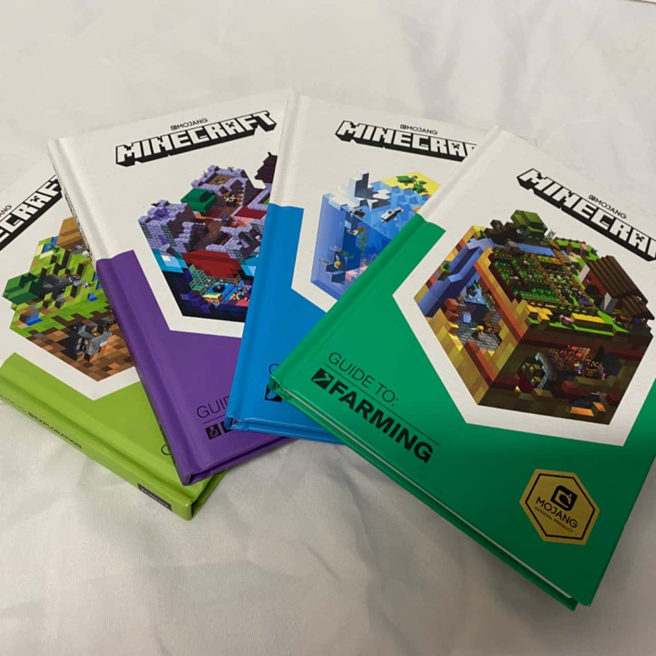 Mojang Guide to: Minecraft set of 4
