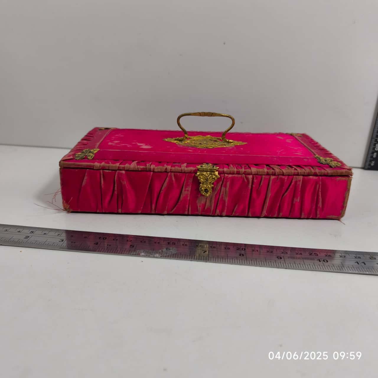 Cigar Box JS Fry & Sons As Is (s)