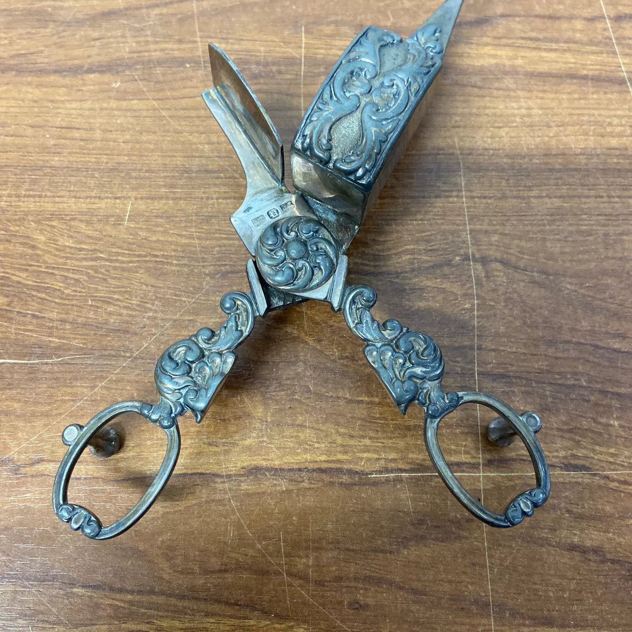 Antique candle snuffing scissors - Used Very Good | Salvos Stores