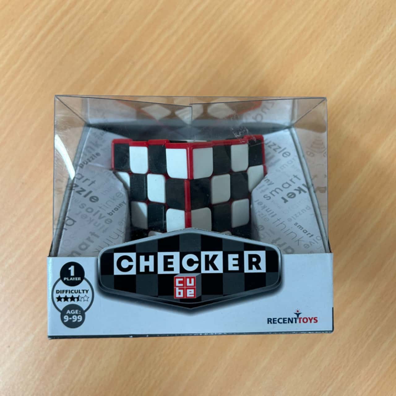 RecentToys Checker Cube