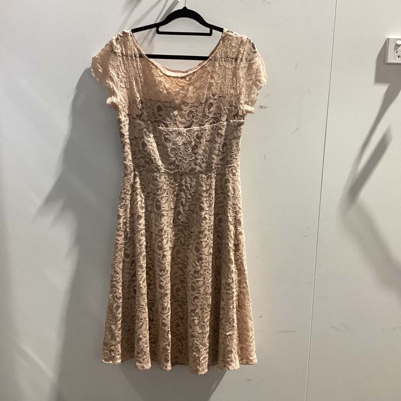 Tiffany Rose Womens Size 8 -10 Dusty Pink Lace Maternity Dress labled ...