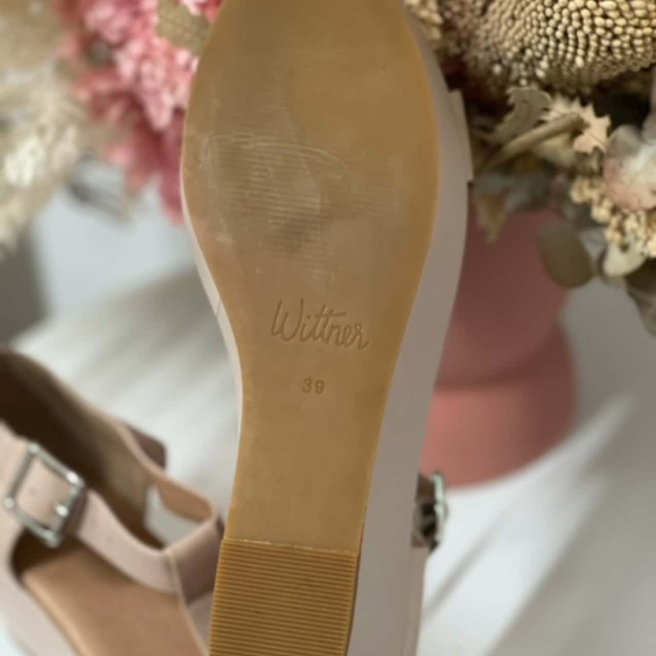 Womens Wittner Size 39 Pink wedge(s)
