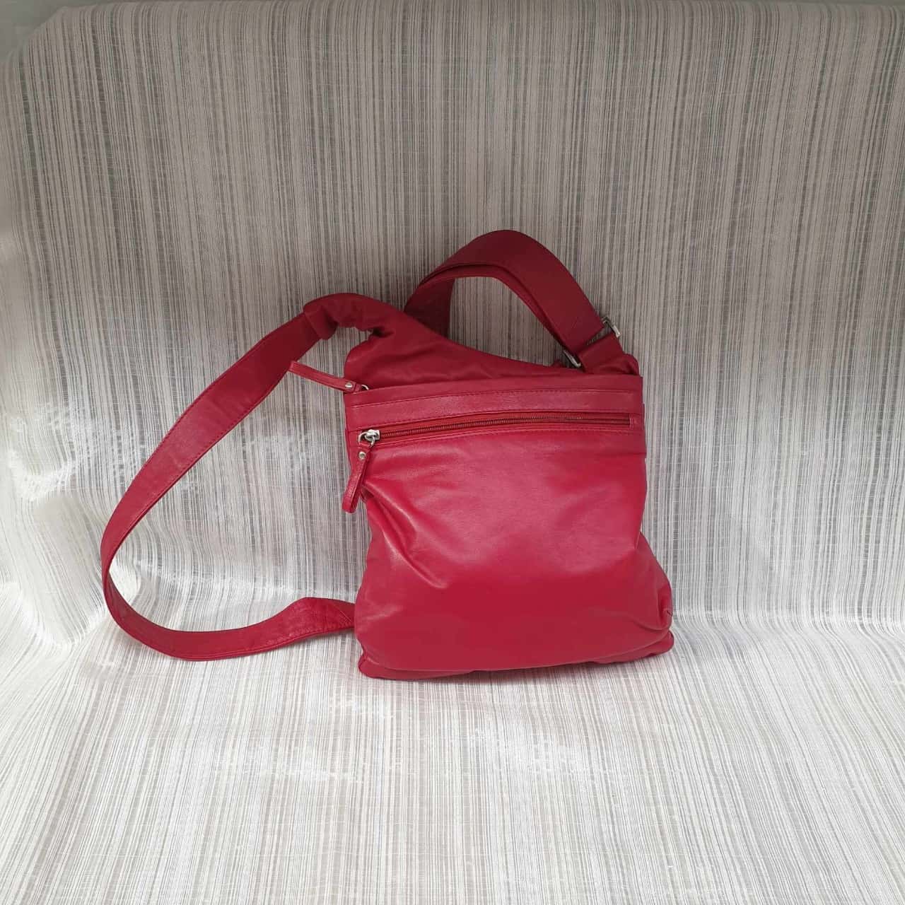 Arbella Gorgeous Red Supersoft Crossbody /Sling Bag /Handbag - RRP $129 ...