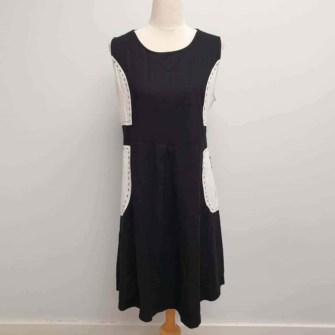 David & Jesse Classy & Elegant Black & White Patch Section Shift Dress ...