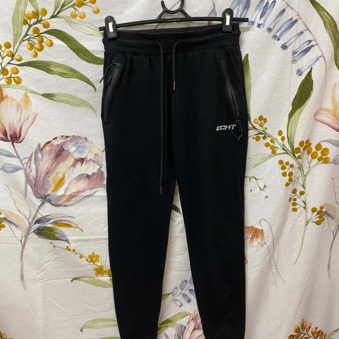 Echt Womens Size L Straight Leg Black Pants(s)