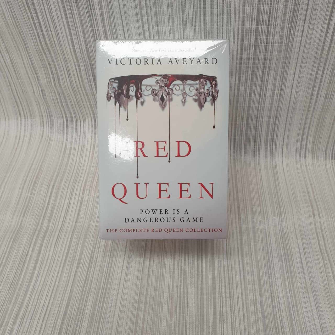 Books - The Red Queen By Victoria Aveyard - 4 Book Set - Brand New ...