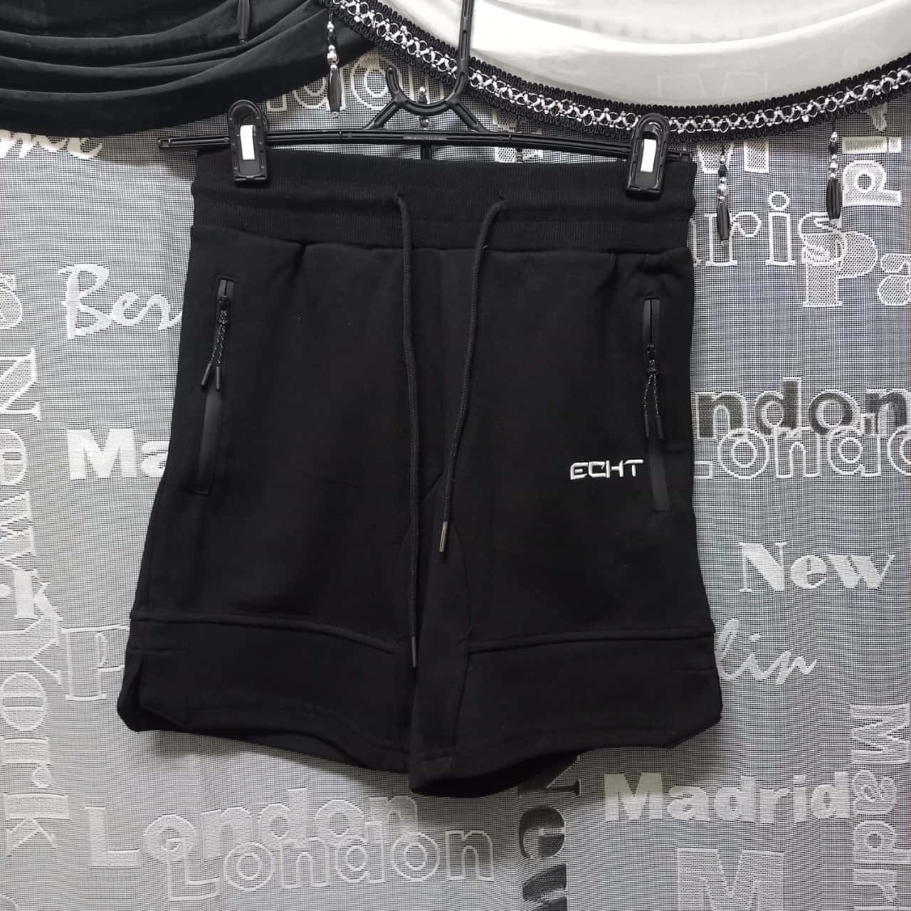 ECHT Mens Size XS Black Short(s)