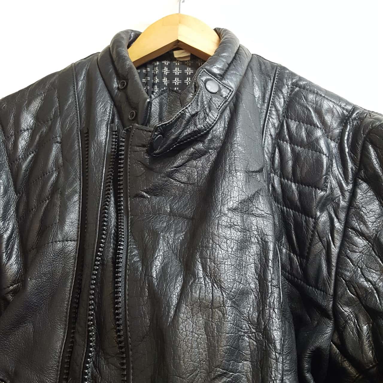 MGR Black Leather Motorcycle Jacket Men's size 44 (s)