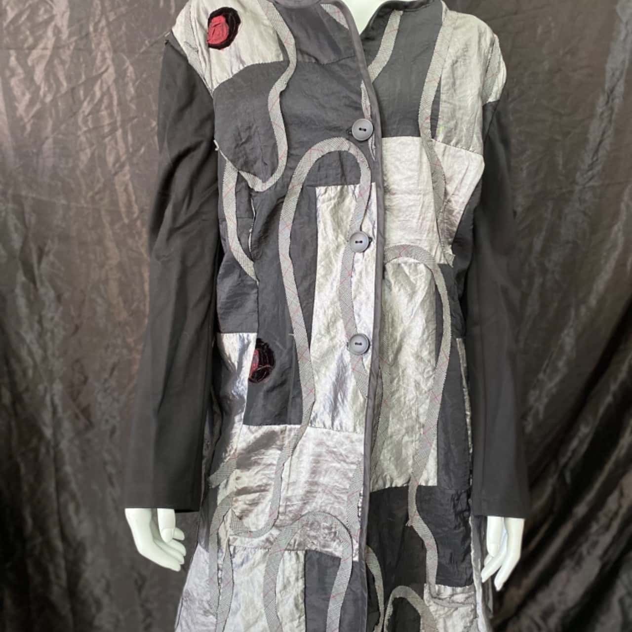 Avocado Women's Size 22 Black / Pattern / Silver Jacket(s)