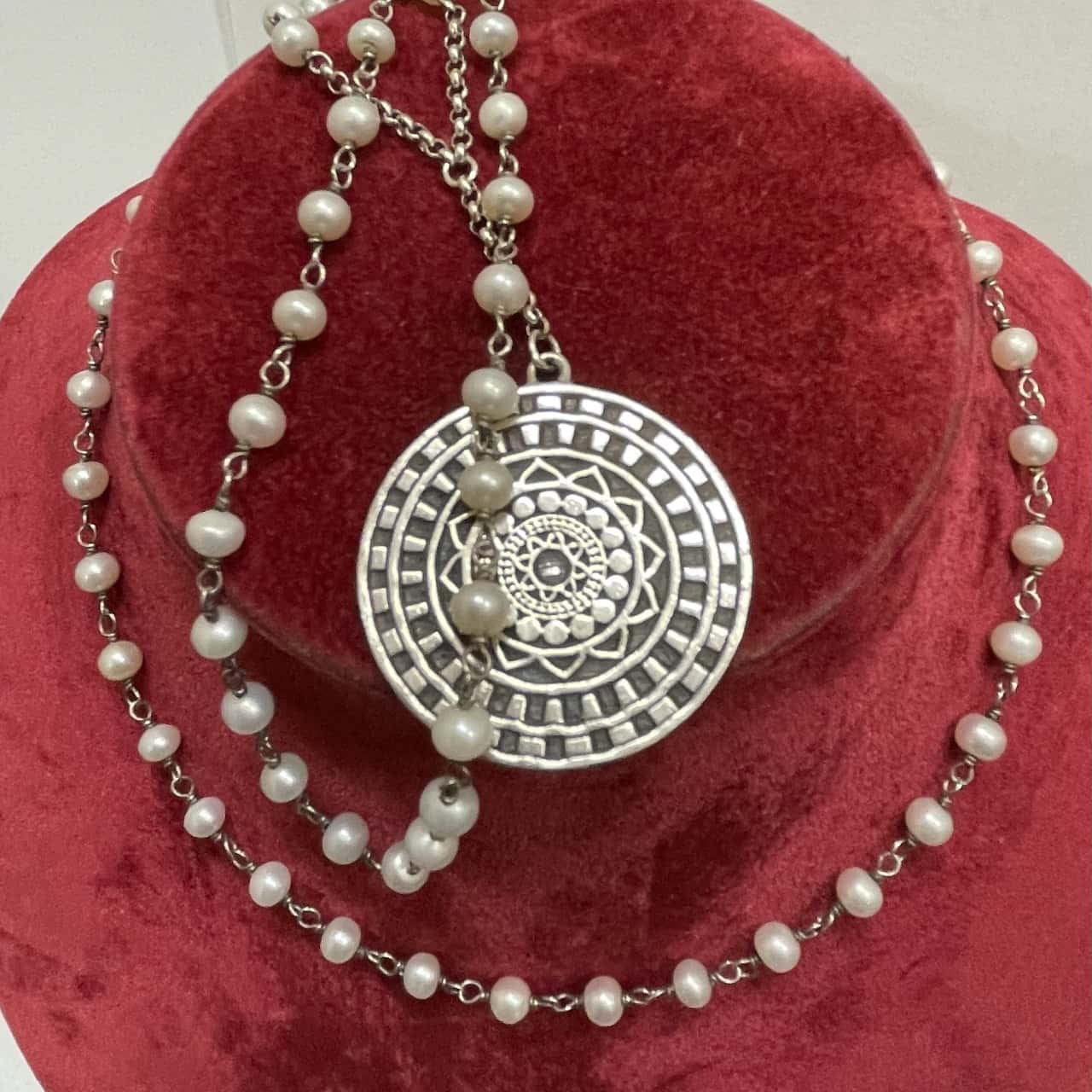 Women's Fresh Water Pearls Necklace (s)