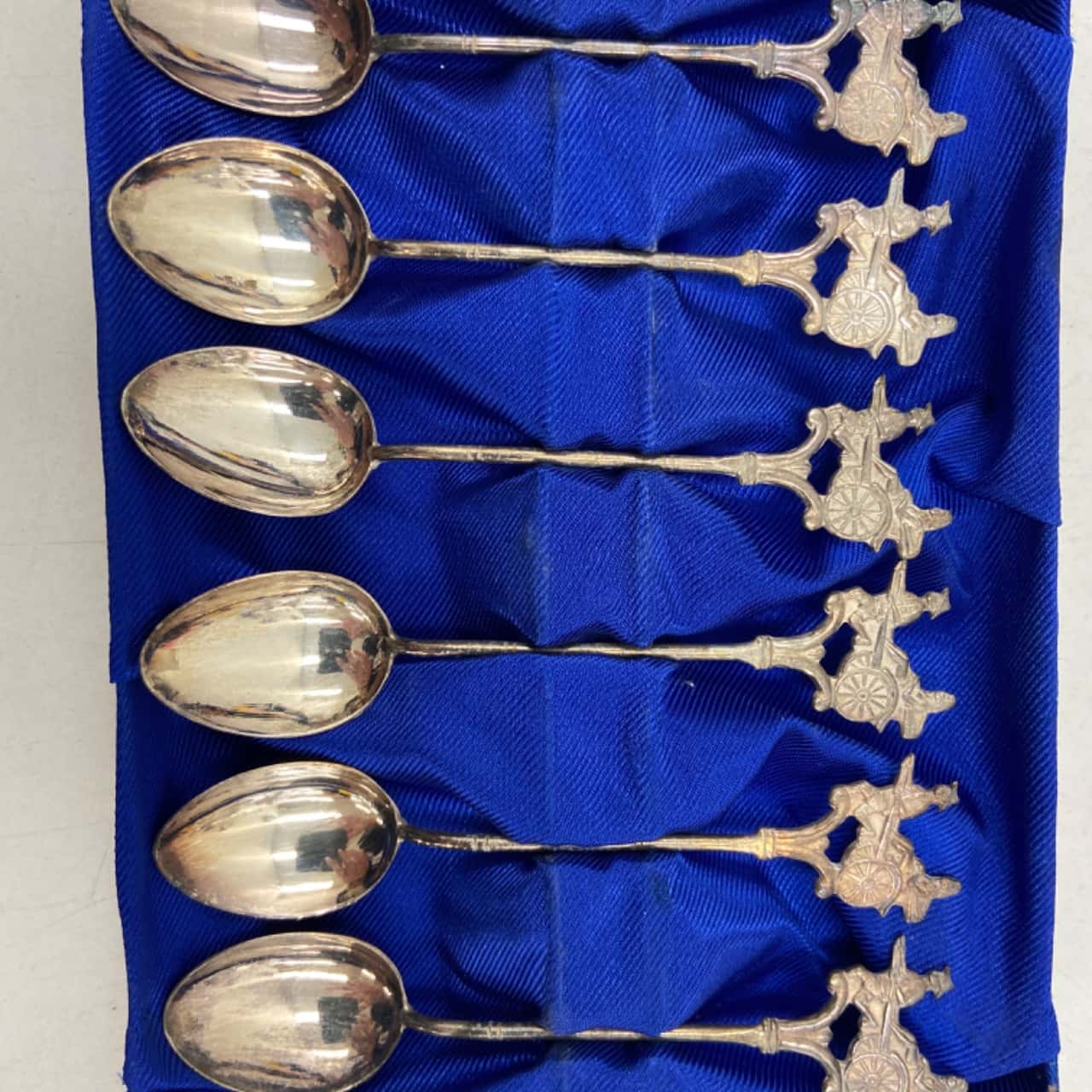 Set of 6 vintage teaspoons