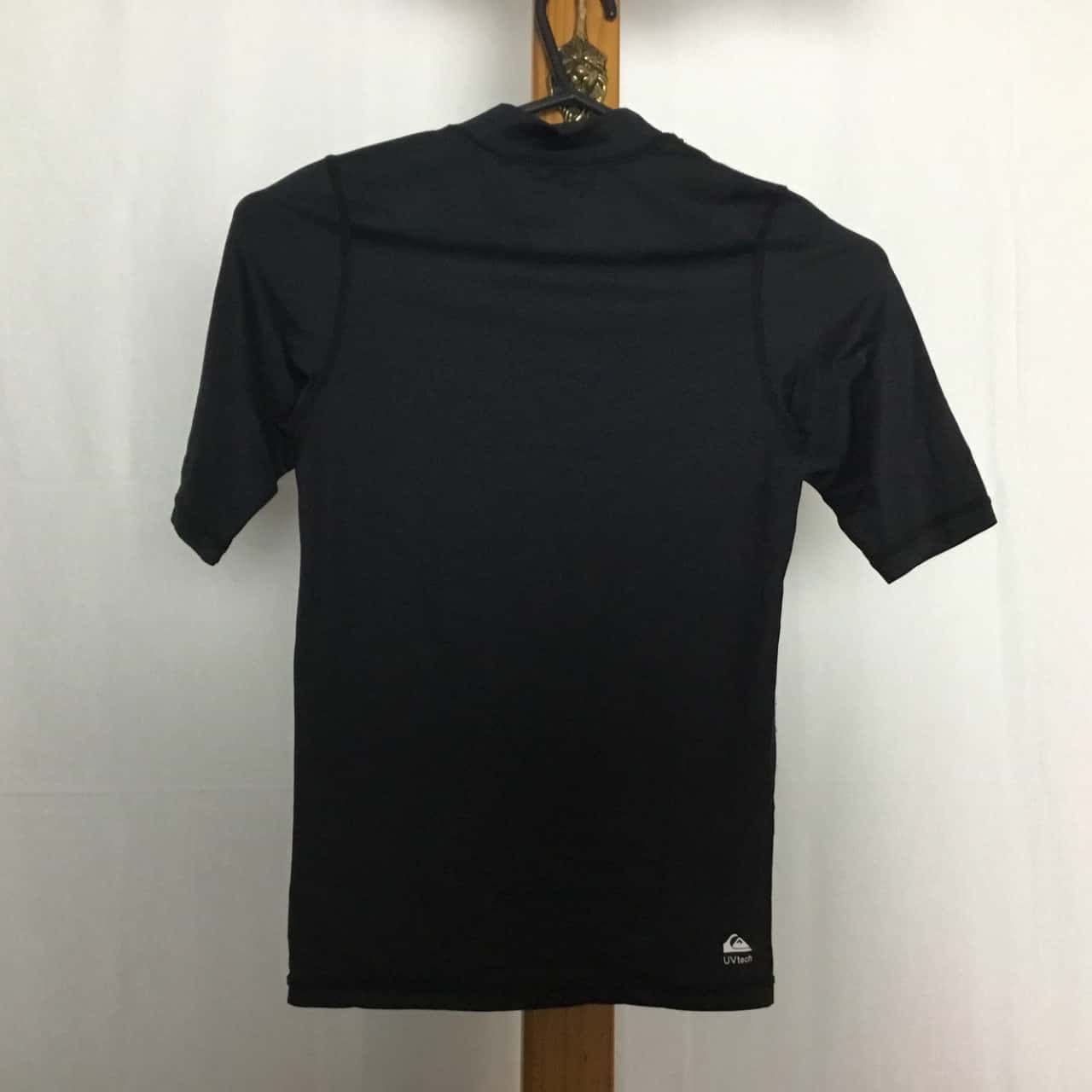 Quicksilver Black Rashie Size 14