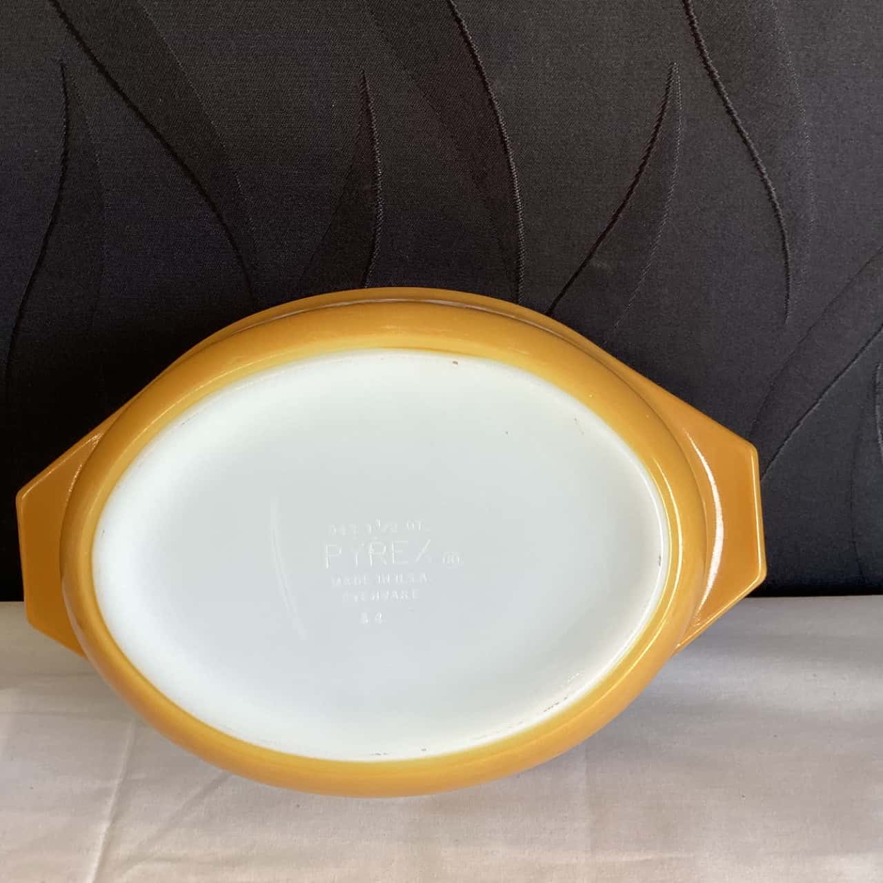 “Pyrex” 1/3 Qrt Ovenware