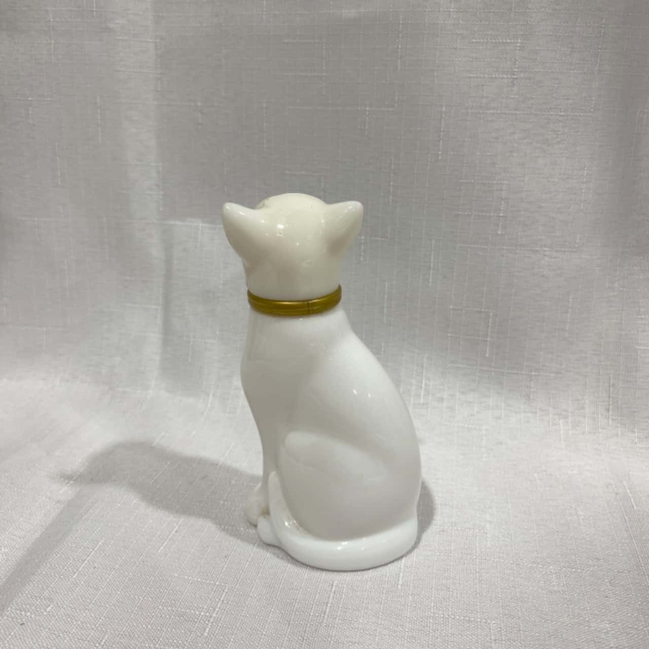 Avon White Cat Perfume Bottle - Moonwind Cologne Scent