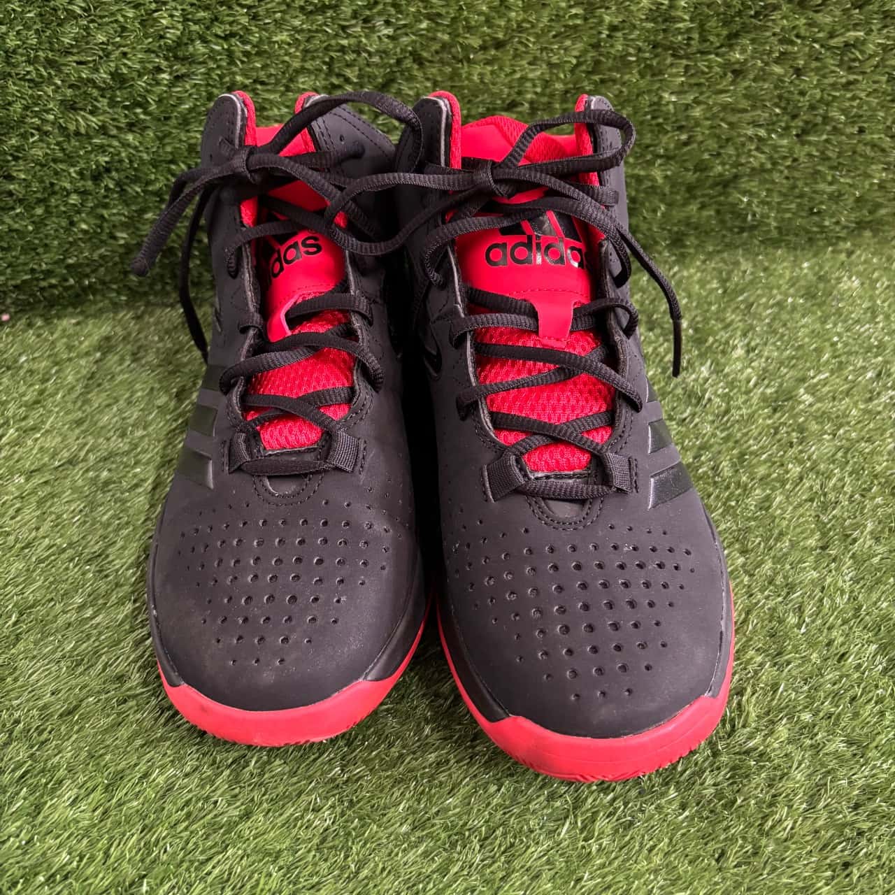 Adidas Cross ‘Em 4 Black & Red Sneakers Size 8 US