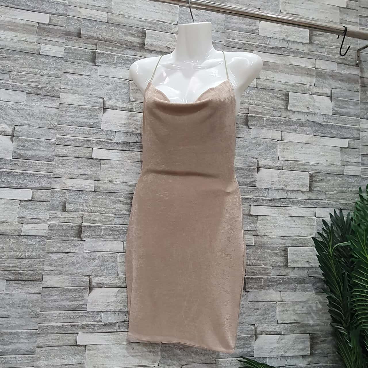 Ruby Sees Womens Size 6 Bodycon Dress Sand