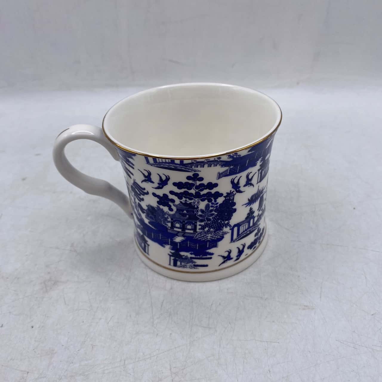 Beautiful Heritage Stoke-On-Trent Fine Bone China Cup Blue Willow MUGS