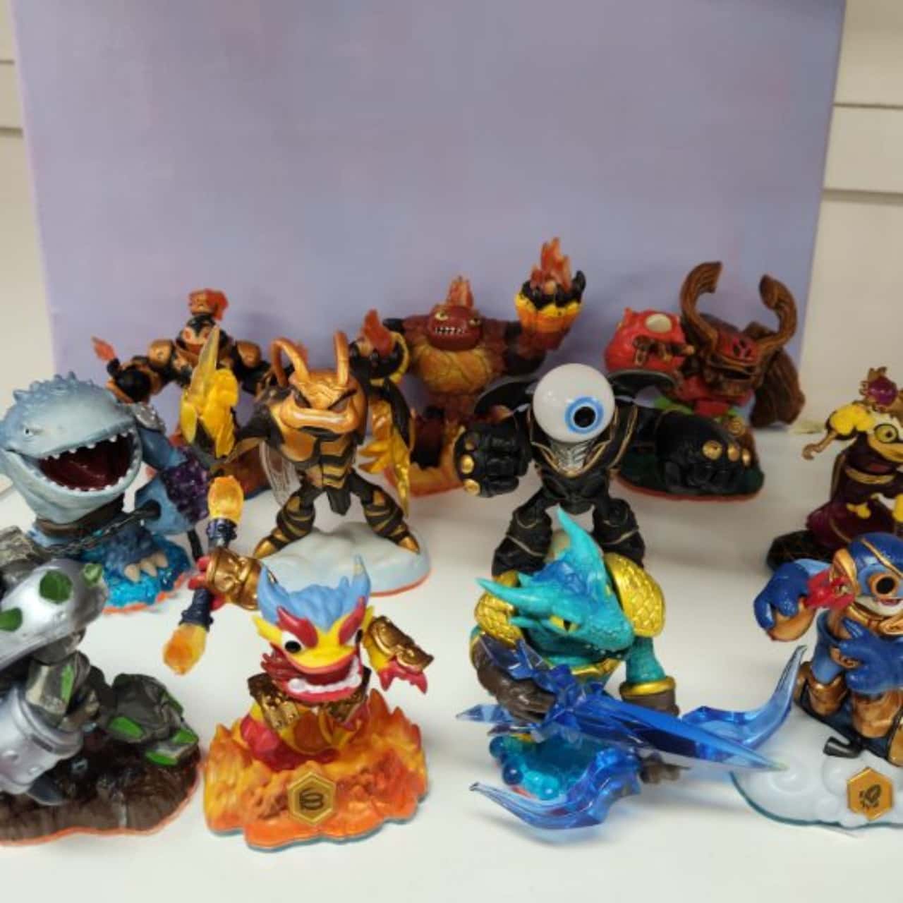 Skylander Giants Figures