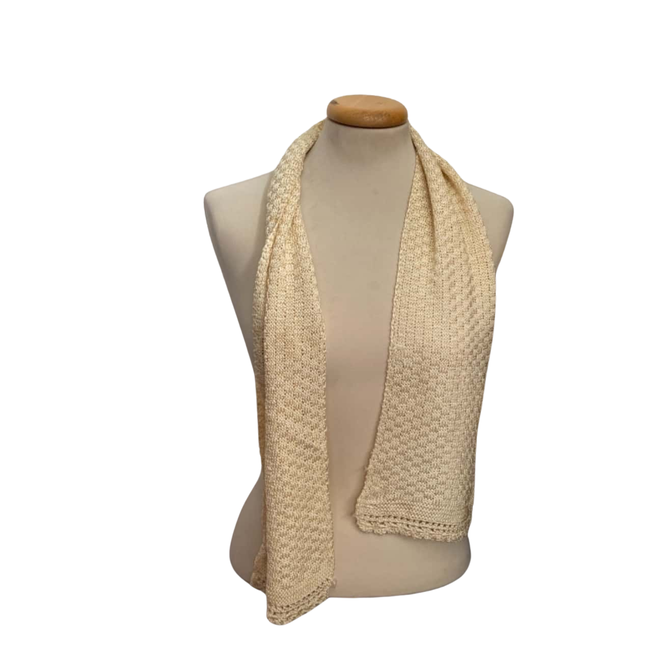 Beige scarf(s)