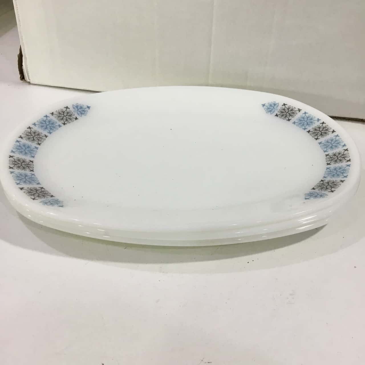 Vintage Pyrex JAJ Chelsea Steak Plates x3