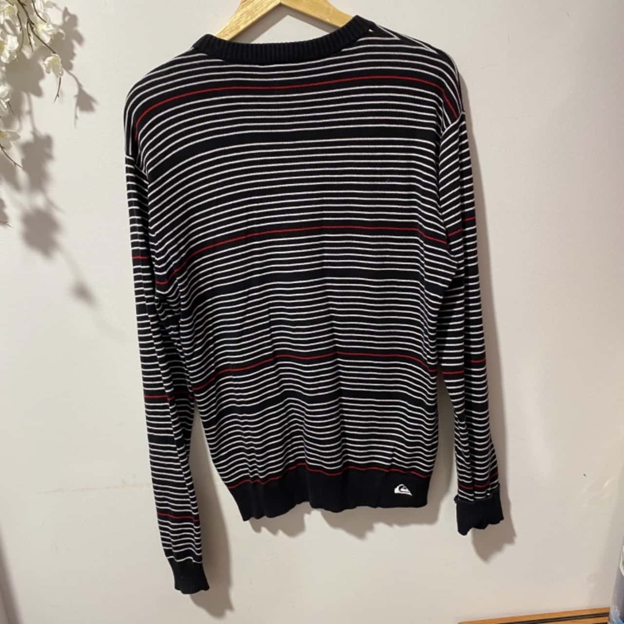 Quicksilver Mens Size M Pullover Black / Red / Striped / White