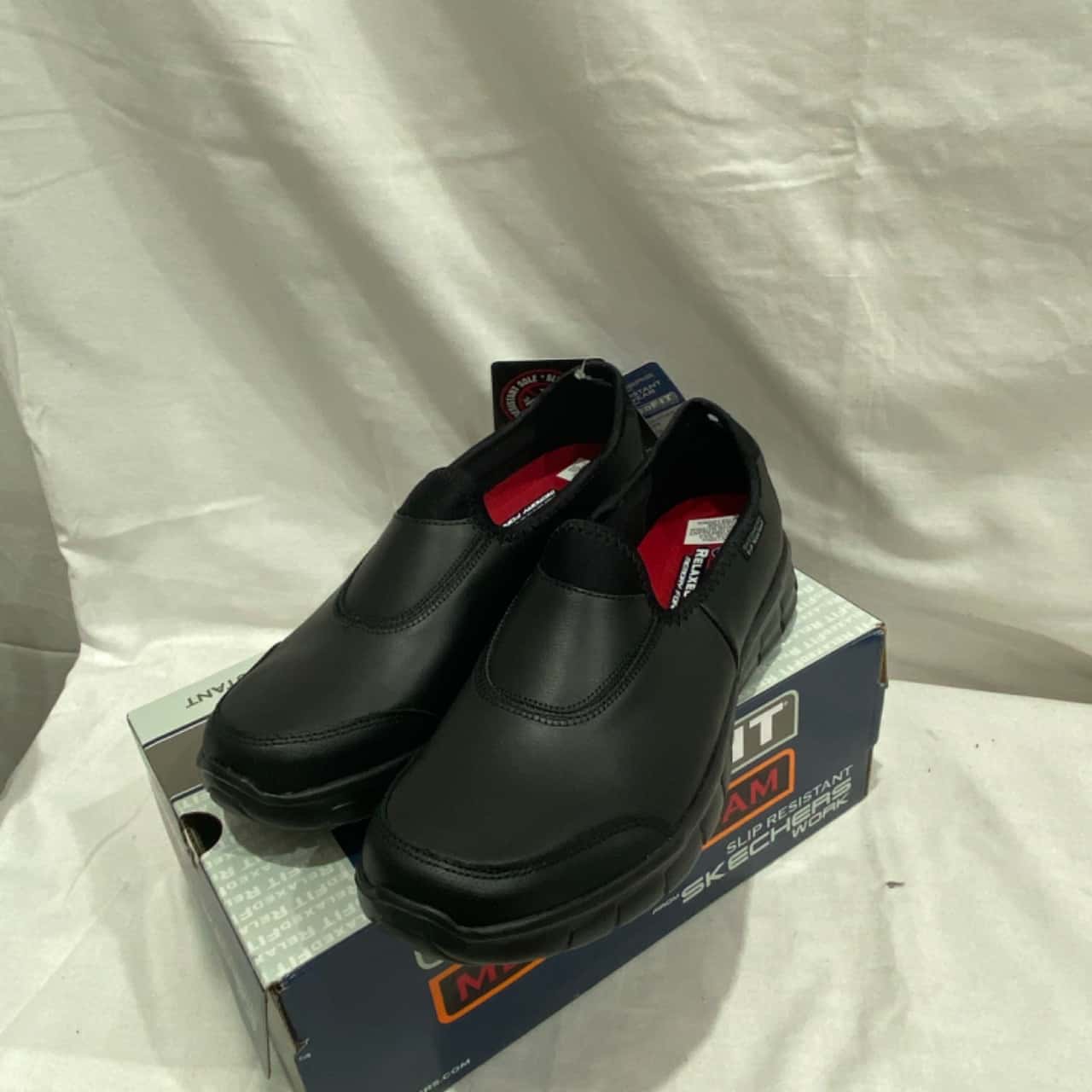 Skechers Womens Work Sure Track Size 9 Black Shoes (s)