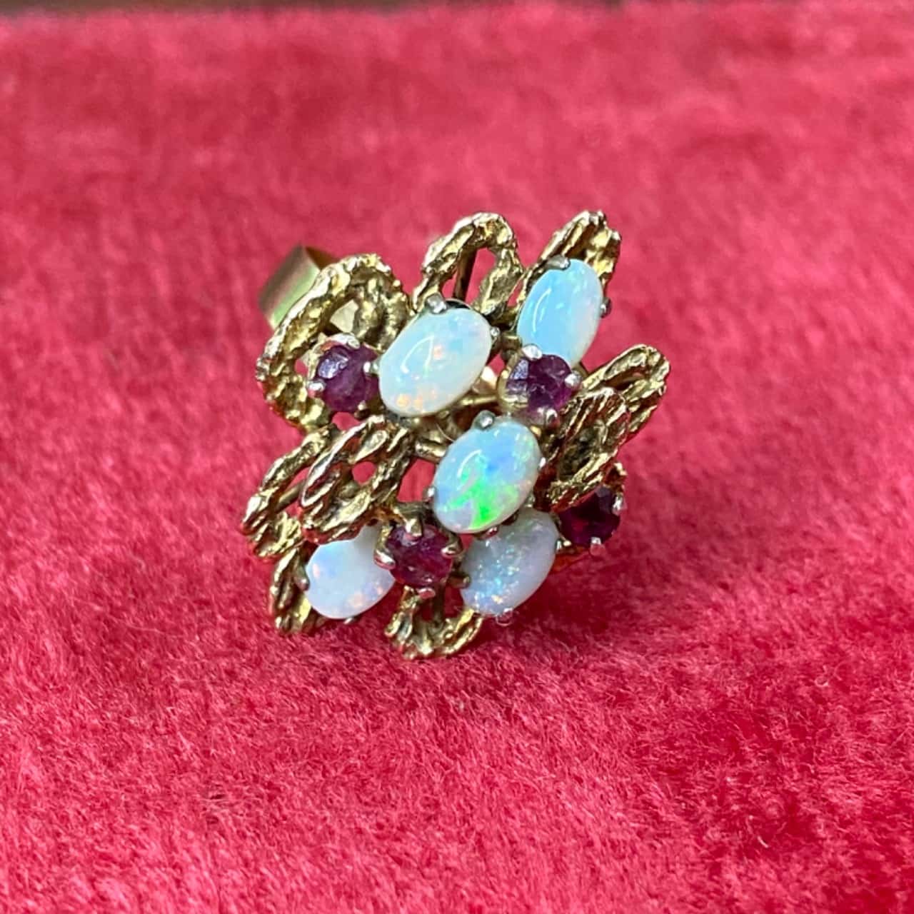 Vintage 14k gold Ring with 5 Opals and 4 Rubies Size P(s)