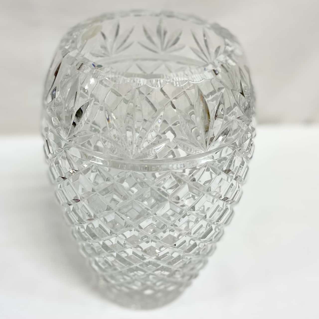 Beautiful Crystal Vase 20cm Tall 1.5kg(s)
