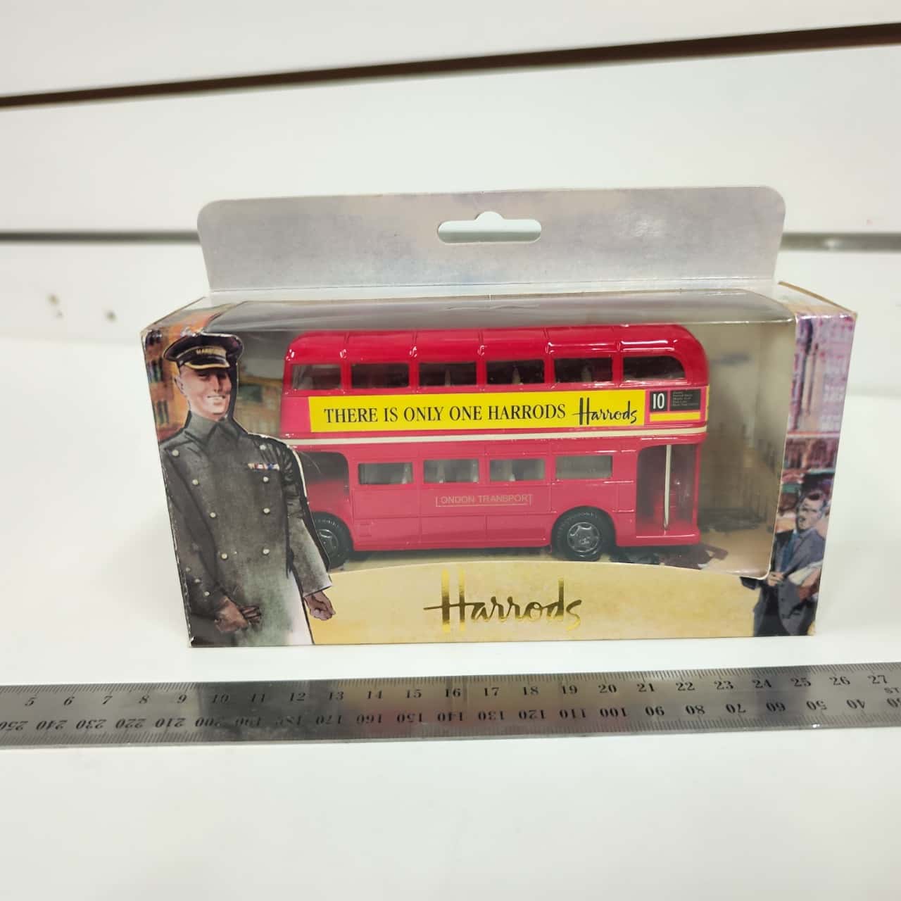 Harrods Souvenir Bus In package (s)