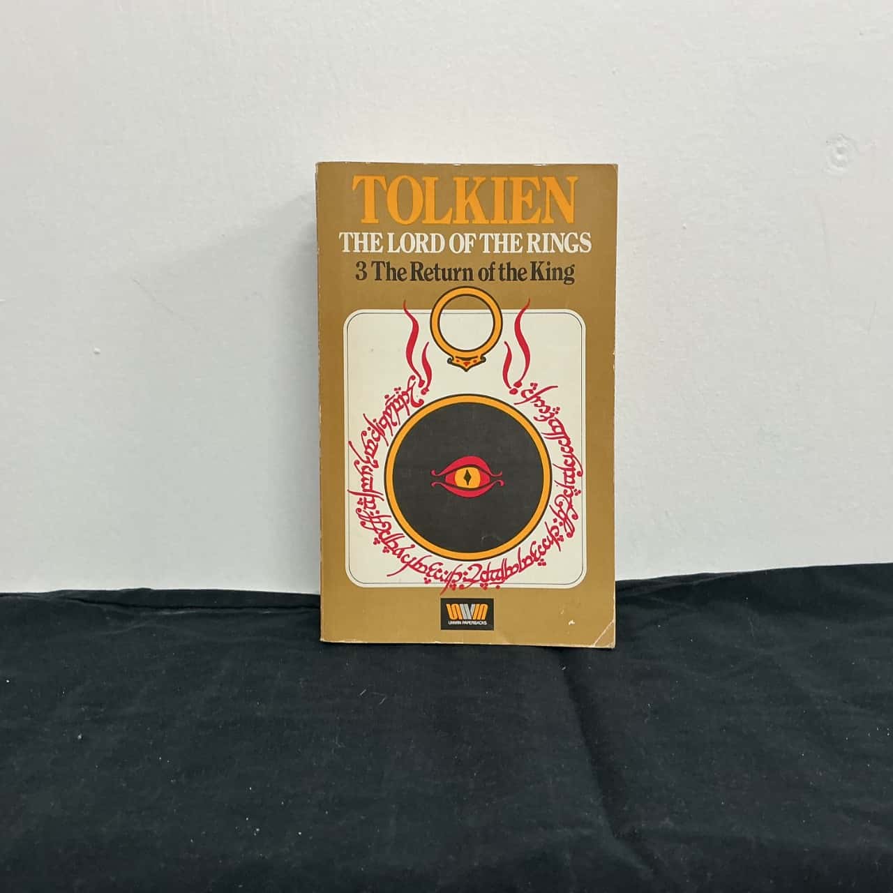 The Lord of the ring trilogy (s)