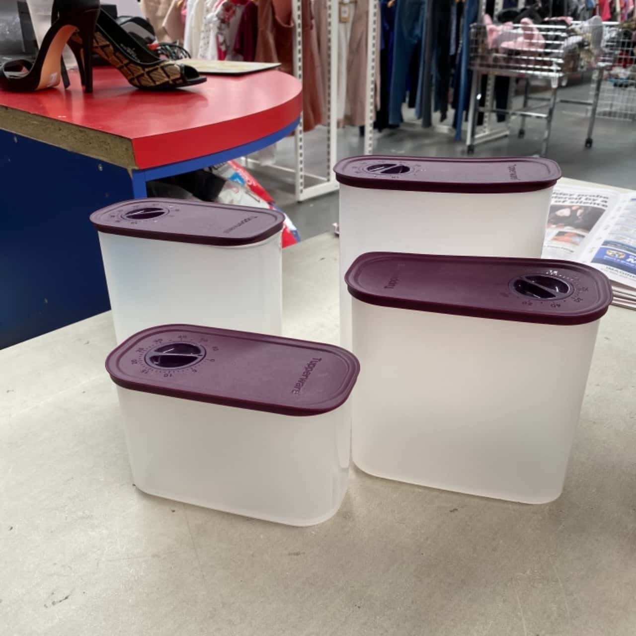 Tupperware set of four (s)