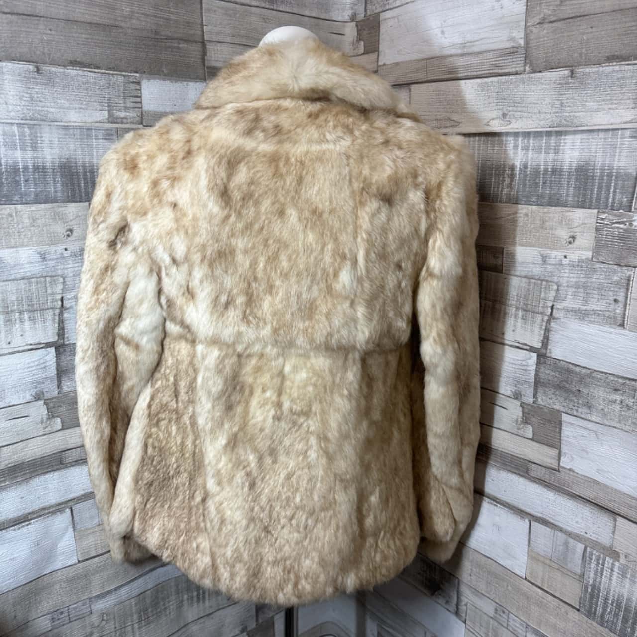 Natural rabbits fur jacket(s)