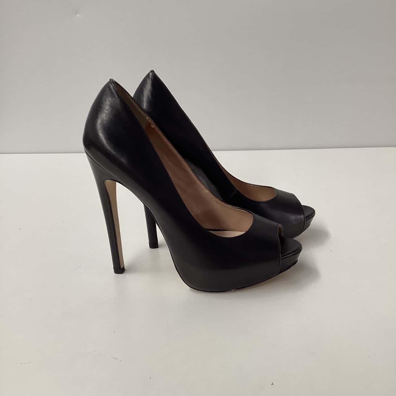 Wittner Womens Size 36 Black