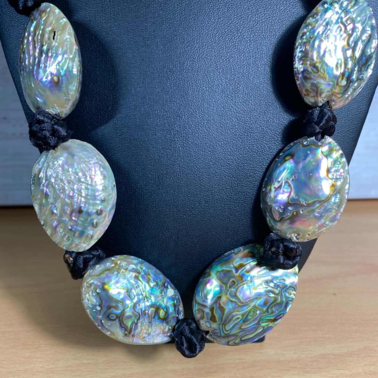 Womens Abalone shell Necklaces Multicoloured (s)