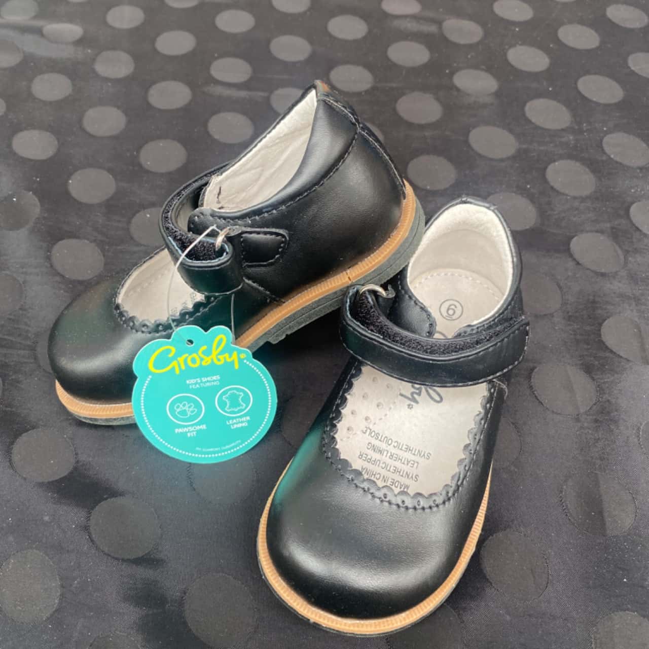 Grosby Kids shoes size 6(s)