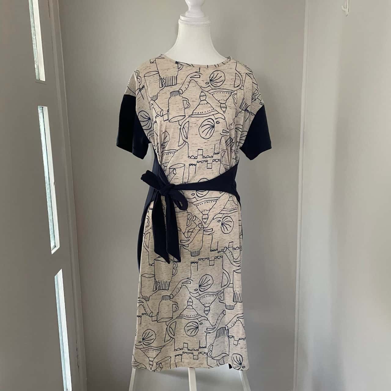 GORMAN - Womens Size 10 Wrap Dress Blue / Cream (s)