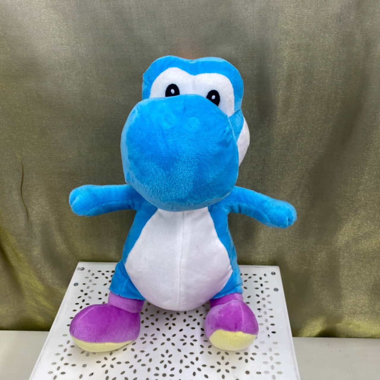 Yoshi Blue (s)