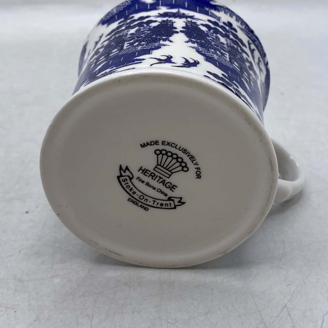 Beautiful Heritage Stoke-On-Trent Fine Bone China Cup Blue Willow MUGS