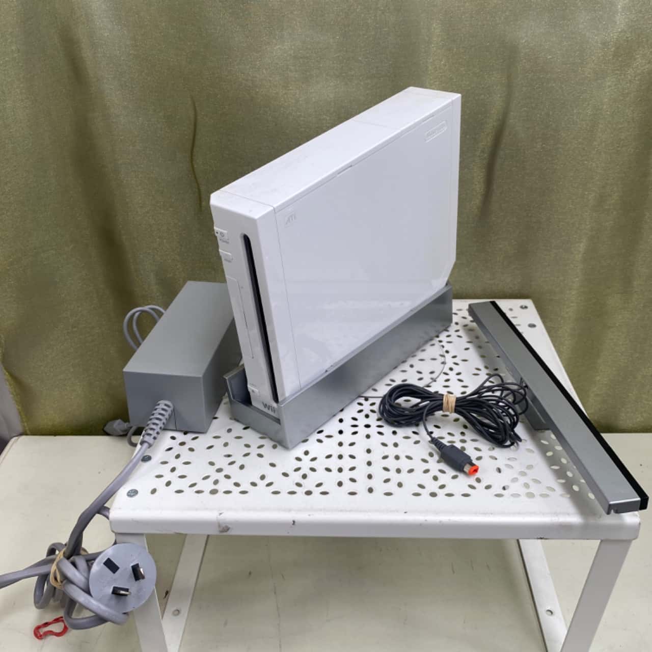 Nintendo Wii (s) - Used As New | Salvos Stores