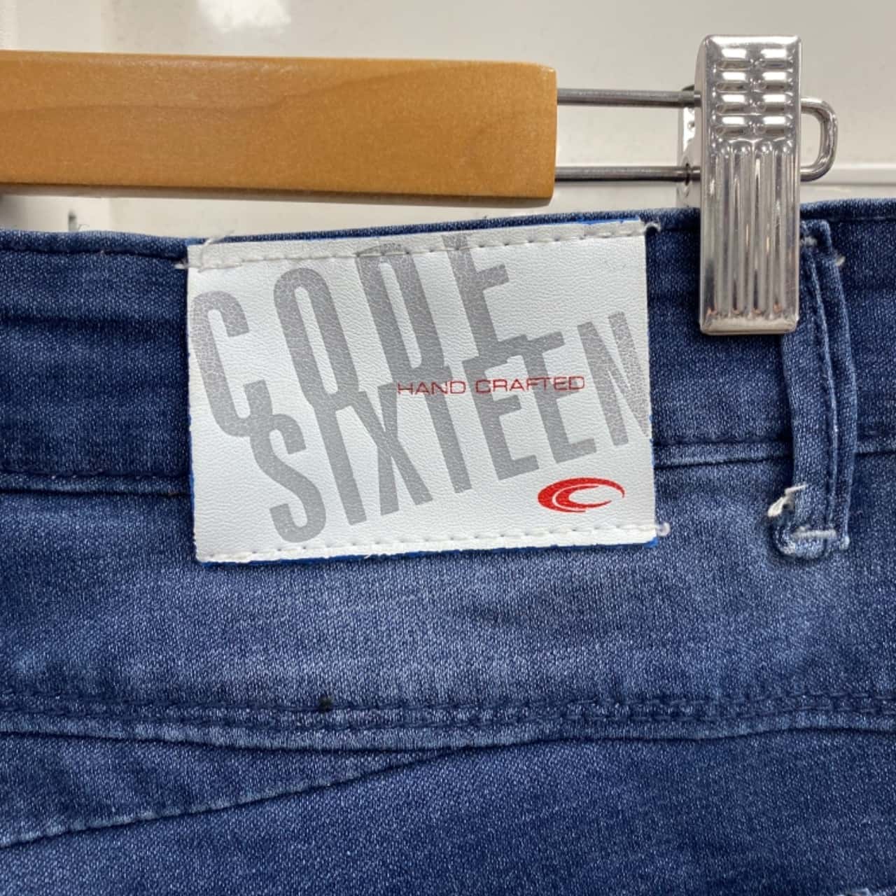 CODE SIXTEEN Mens Size 30 Straight Jeans Blue (s) - Used Very Good ...