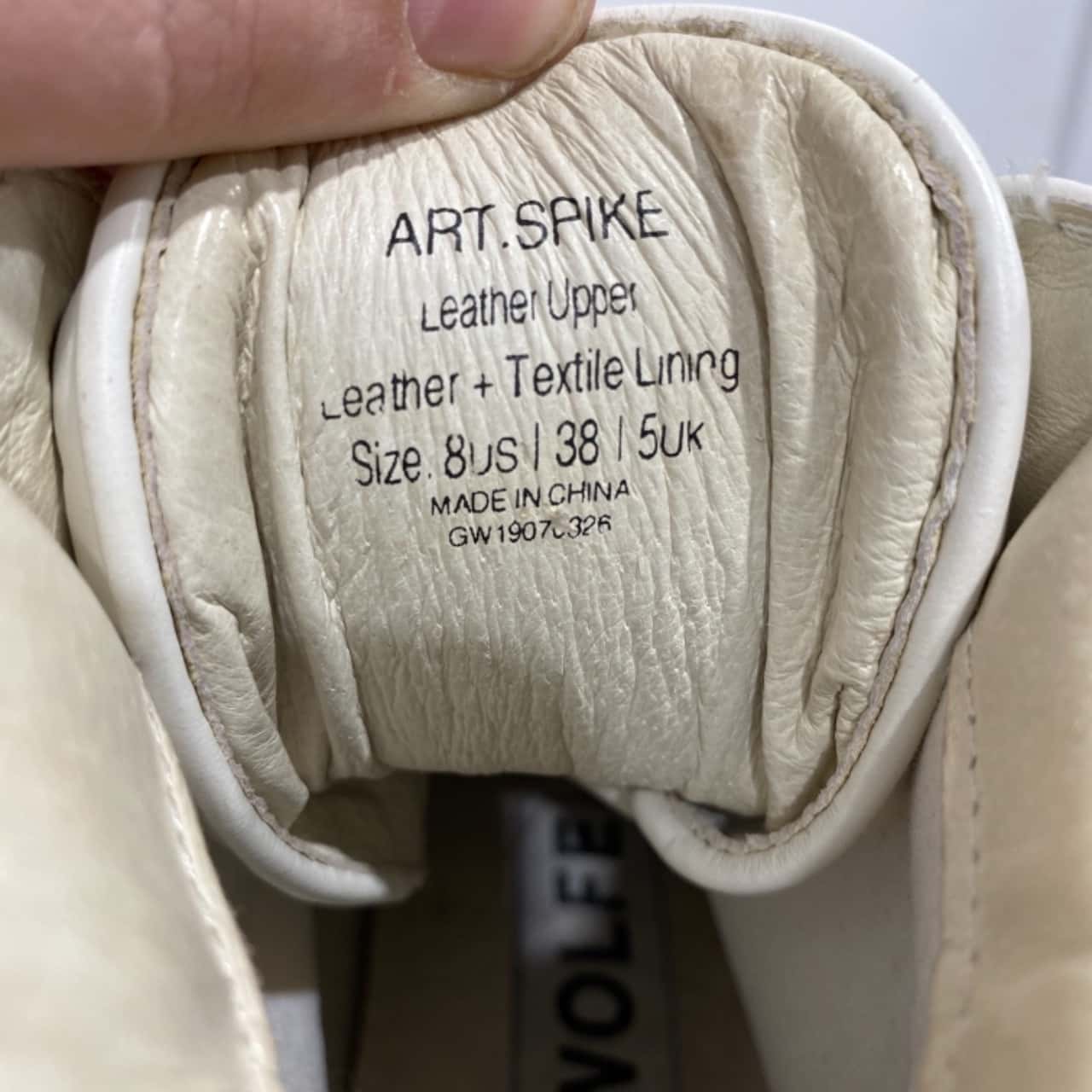 NakedWolfe ART. SPIKE Cream/White Boots Size 38