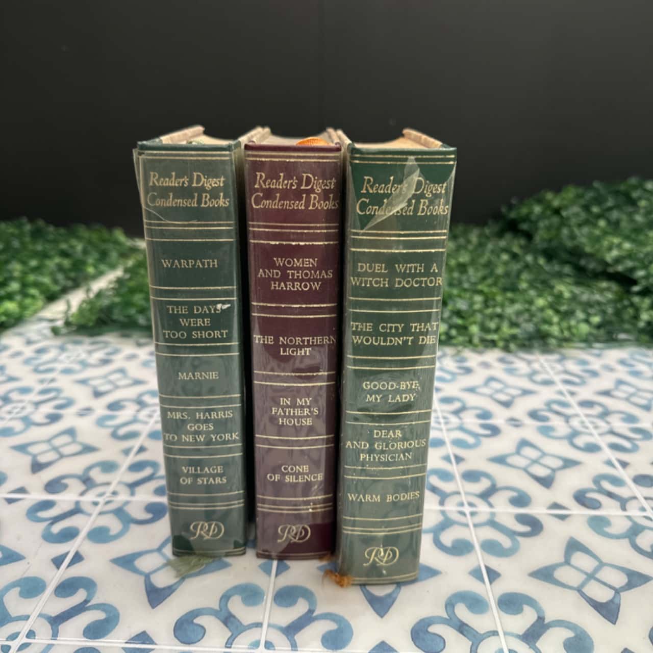 Readers digest Condensed Books x3 (3)(s)