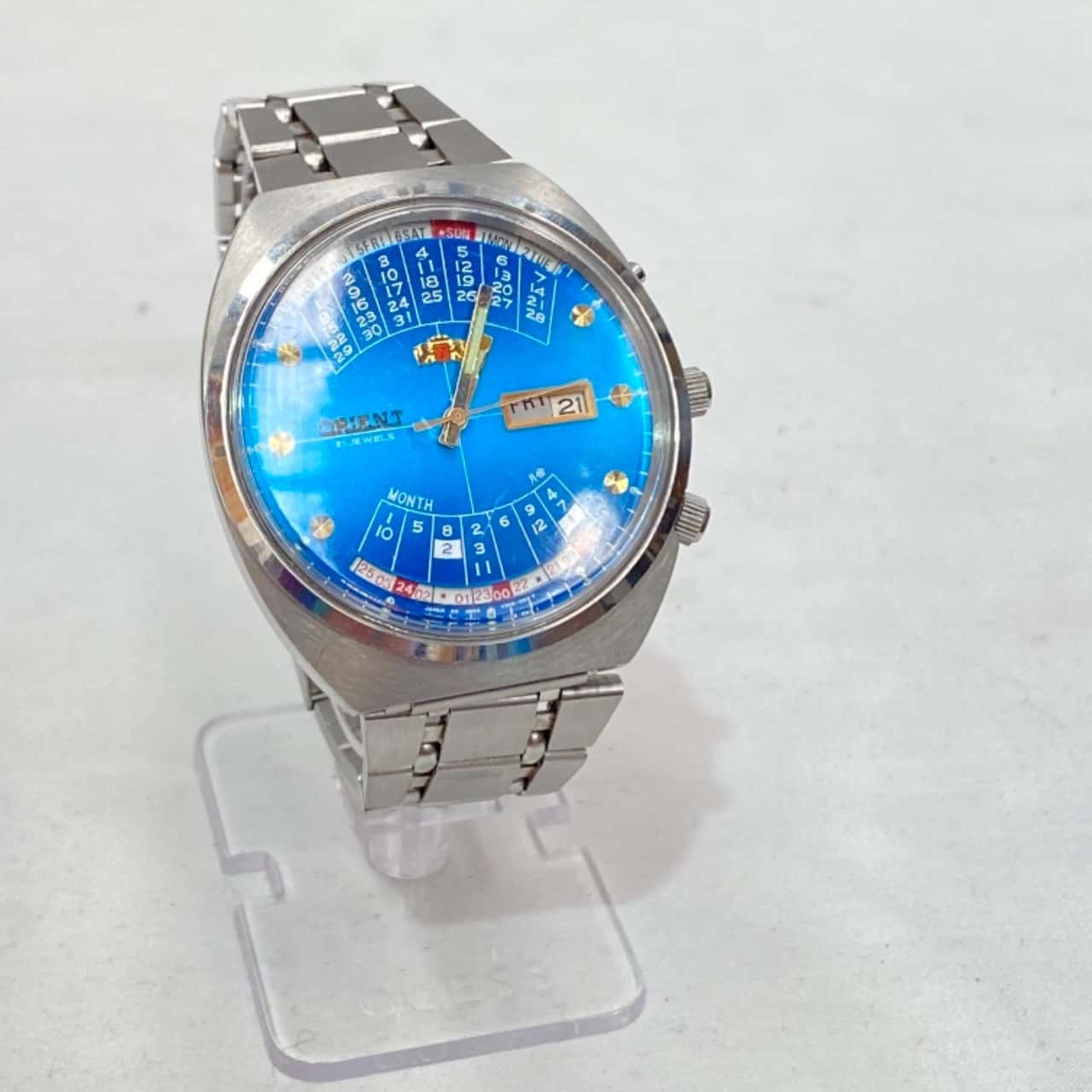 Mens Vintage Stainless Steel Watch Orient College Perpentual Multi Year ...