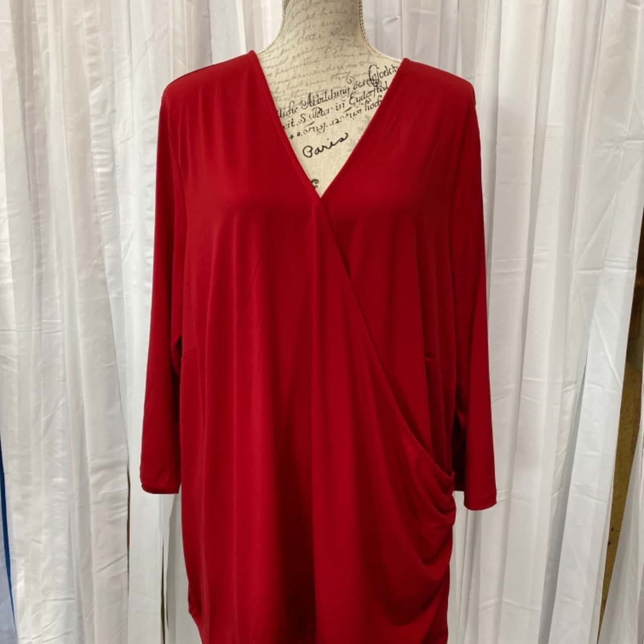 EVANS Womens Red top size 26/28(s)