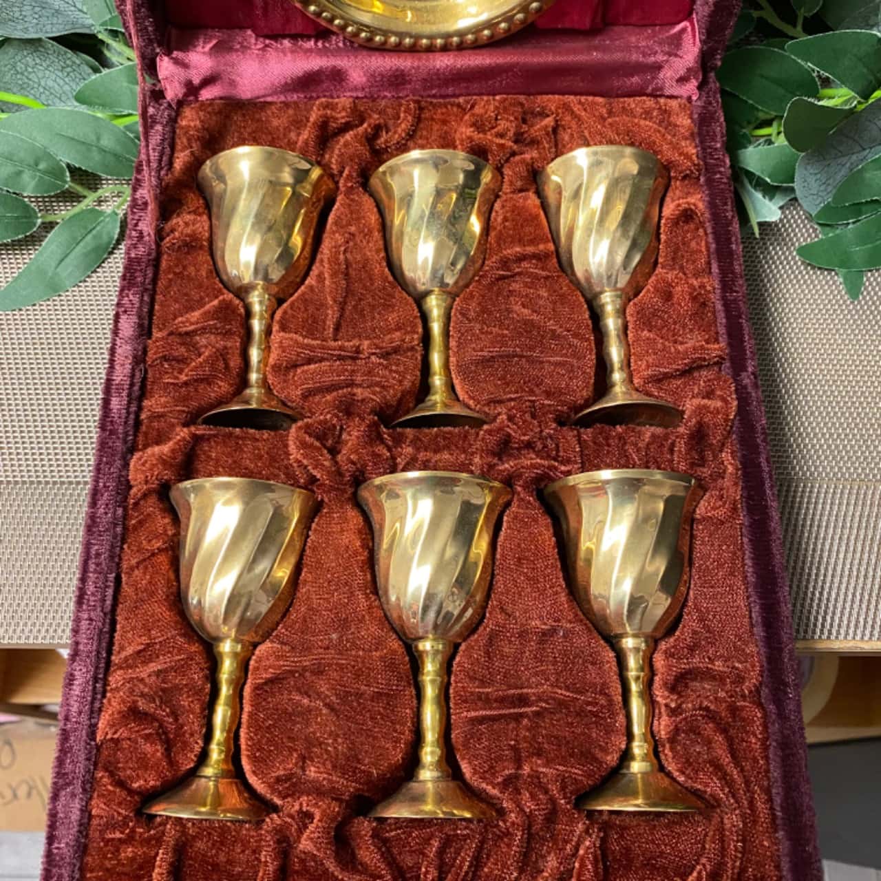 Dynasty Brass Serving Tray And 6 Small Goblets In Velvet Case S