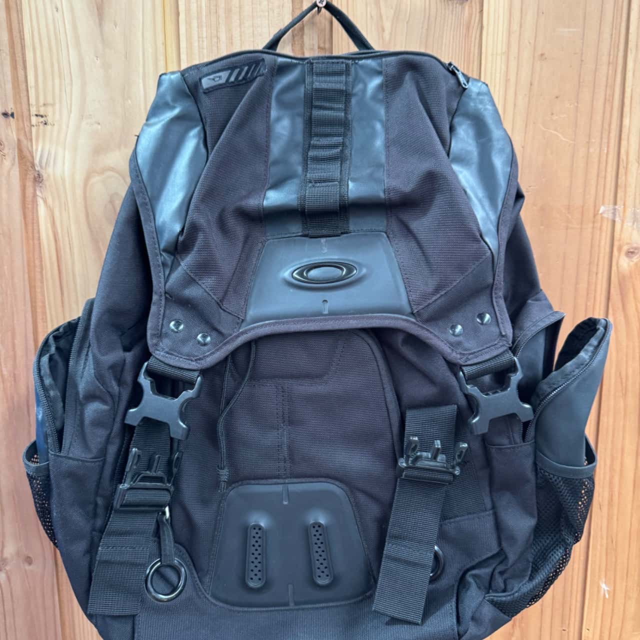 Oakley Backpack (s)