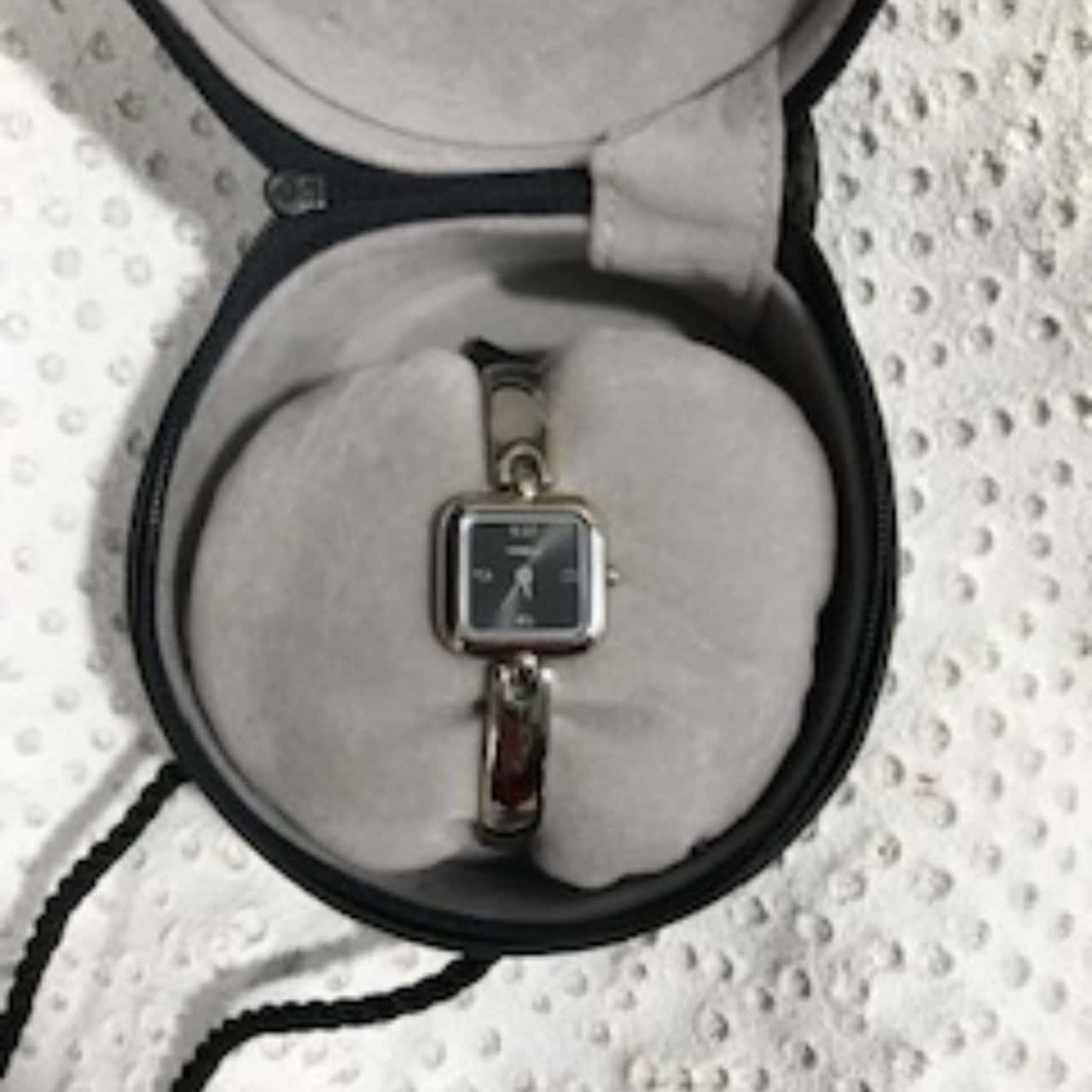 Fiorelli Brand women's wrist watch Silver with carry case included (s)